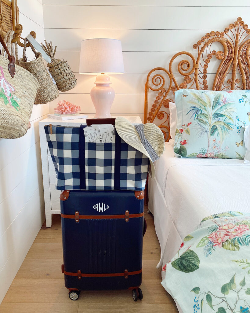 Pack Like A Pro + What I’m Bringing on Spring Break ...